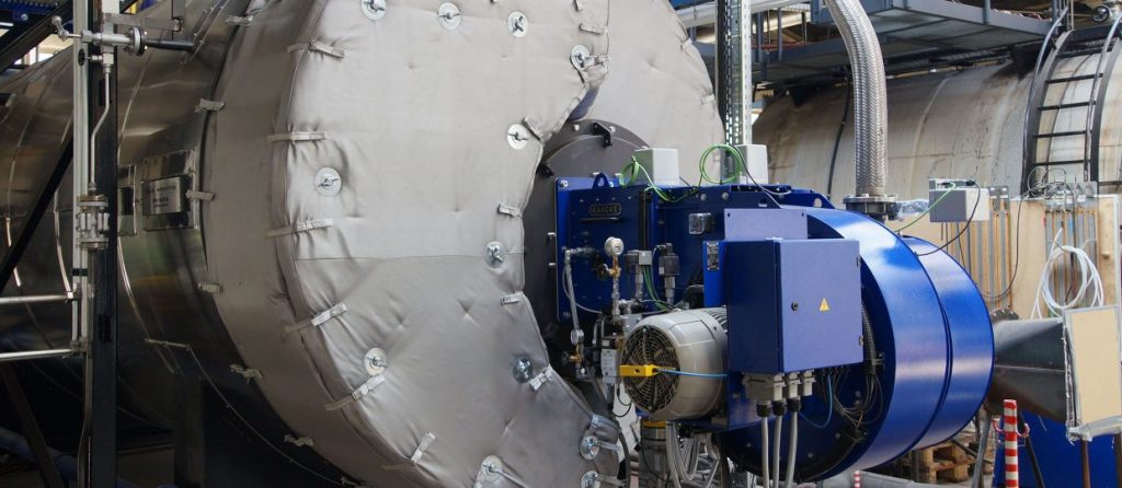 Insulation work in the technical centre for combustion technologies - G ...